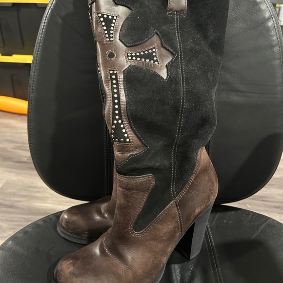 MIA | Shoes | Mia Black And Brown Heeled Leather And Suede Boots With ...